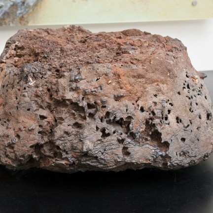 Meteorite Gallery, Photos, Information, Hunting, Research, Preservation